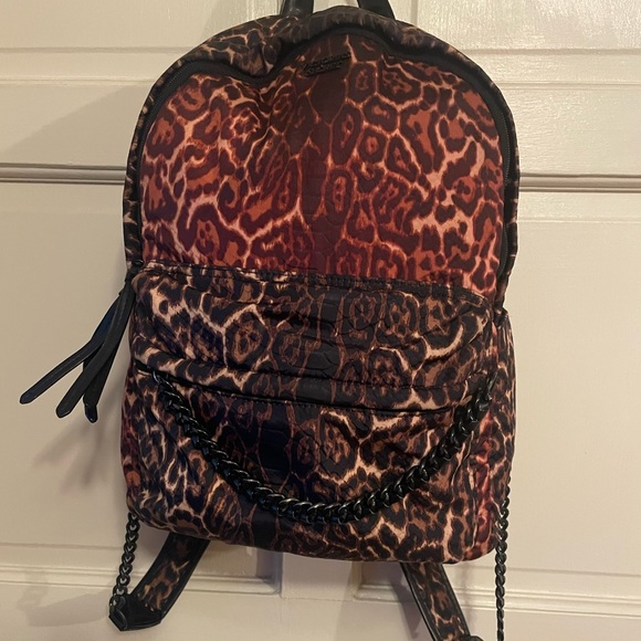Victoria's Secret | Bags | Victorias Secret Leopard Print Backpack ...